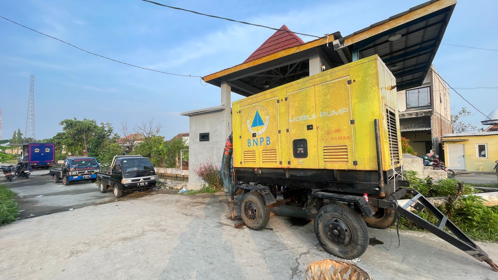 Atasi Banjir Rob Sayung Demak, Pemprov Jateng Perbanyak Pompa - persadapos